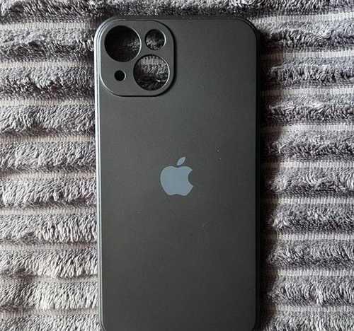 Чехол на iPhone 13