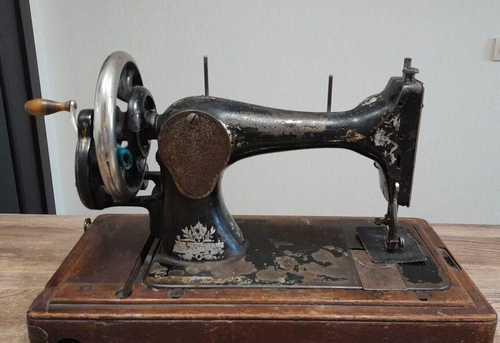 Швейная машина Зингер