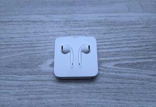 Наушники Apple Earpods Lightning