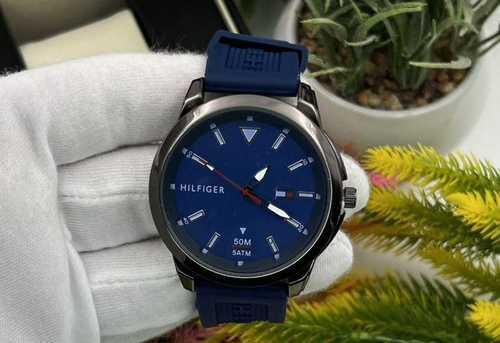 Tommy hilfiger часы