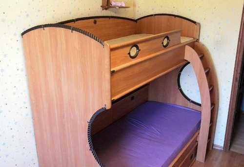 Двухъярусная кровать "Капитан Флинт" с матрасами