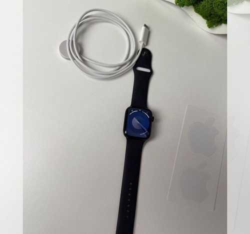 Apple Watch 8 45mm Midnight