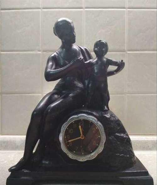 Настольные часы
