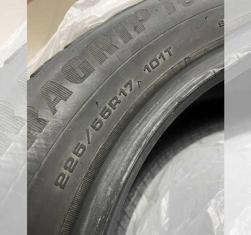 Goodyear UltraGrip Ice 2 225/55 R17