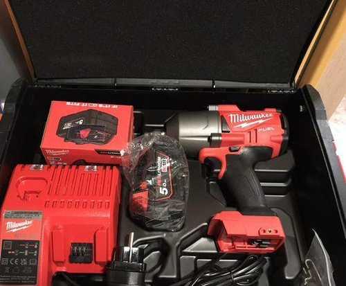 Гайковерт Milwaukee M18 fhiwf12-502X 1/2 1356Nm