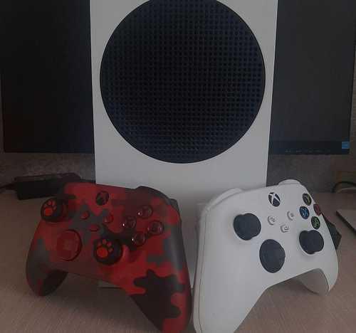 Xbox series S + много игр