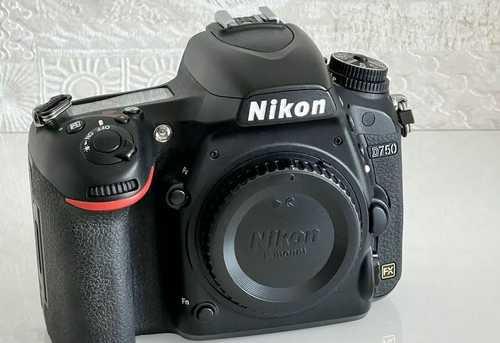 Зеркальный фотоаппарат Nikon D750