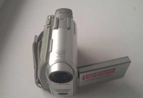Видеокамера Sony DCR-HC20E