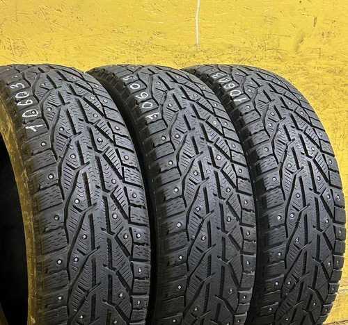 Kormoran SUV Stud 225/65 R17 106T