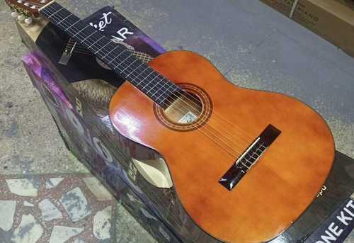 Классическая гитара Naranda CG220