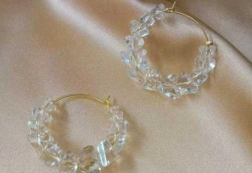 Серьги кольца с прозрачными камнями