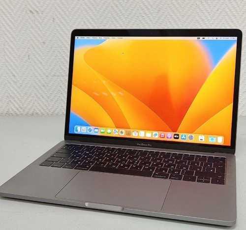 Apple MacBook Pro 2017 intel Core i5 Retina