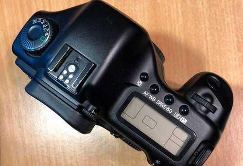 Зеркальный фотоаппарат Canon eos 5D
