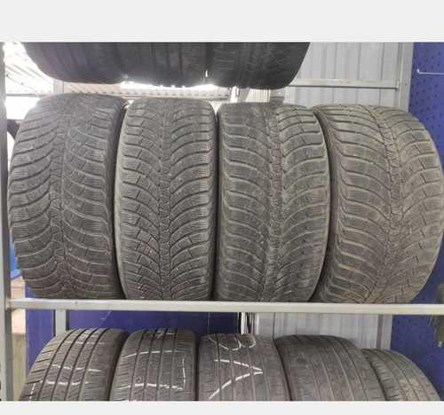 Kumho WinterCraft WP71 245/40 R19 и 275/35 R19