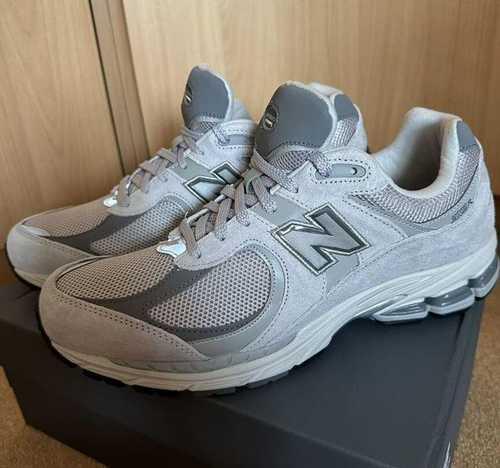 New Balance 2002R Grey