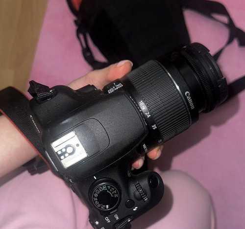 Canon EOS 1200D