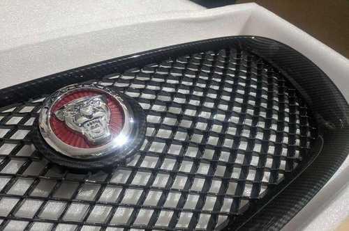 Решетка радиатора Jaguar XF 2008-2011