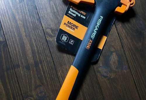 Топор универсальный fiskars X-series S X10