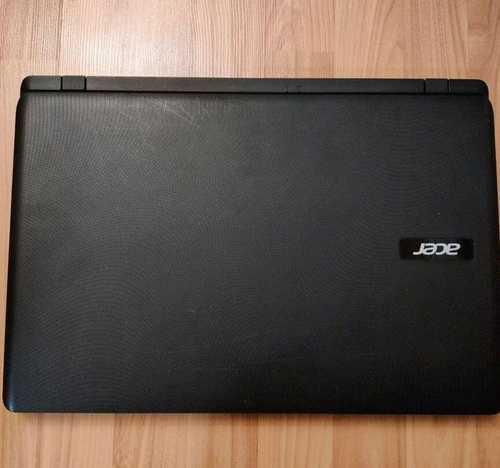 Ноутбук Acer ES1-732