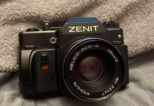 Плёночный фотоаппарат Zenit