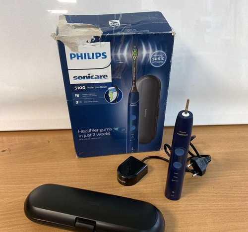 Электрическая звуковая зубная щетка Philips HX6851