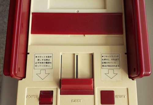 Famicom с AV модом