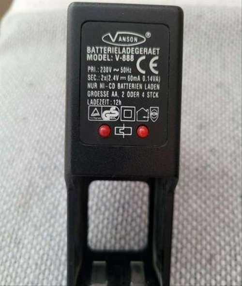 Зарядное устройство для батареек аа Vanson V-888
