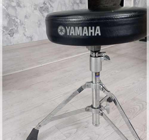 Стул для барабанщика yamaha DS750