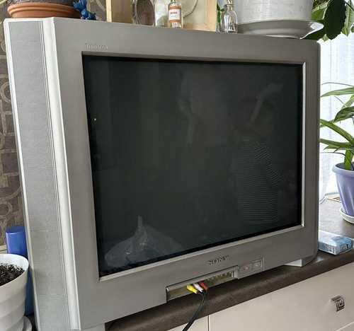 Телевизор Sony trinitron