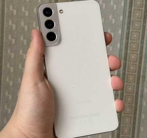 Samsung Galaxy S22 , 8/128 ГБ