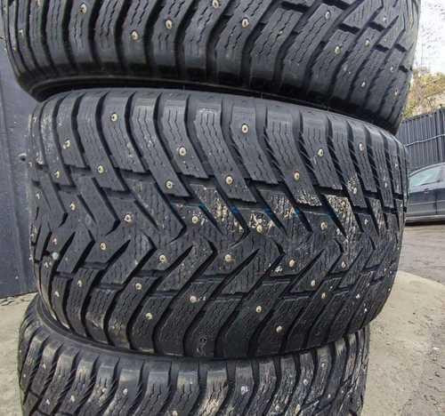 Nokian Tyres Hakkapeliitta 8 SUV 275/40 R20 и 315/35 R20