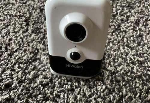 IP-видеокамера HiWatch DS-I214(B)