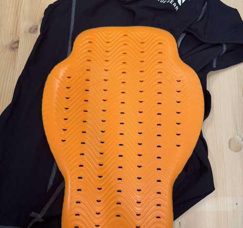 Защита спины xion Nosleeve Ziptop Freeride M V1