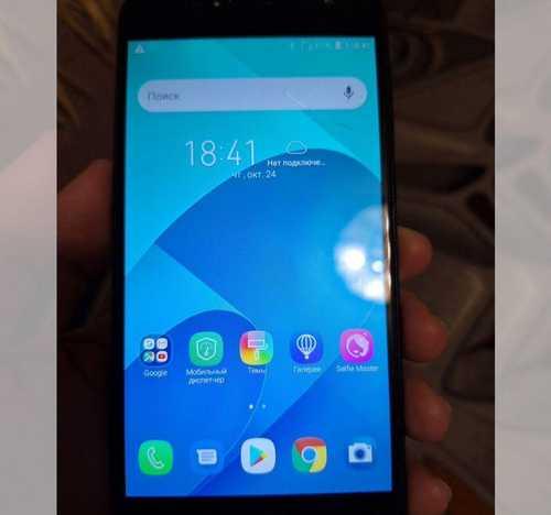 Asus ZenFone 4 Selfie ZD553KL, 4/64 ГБ