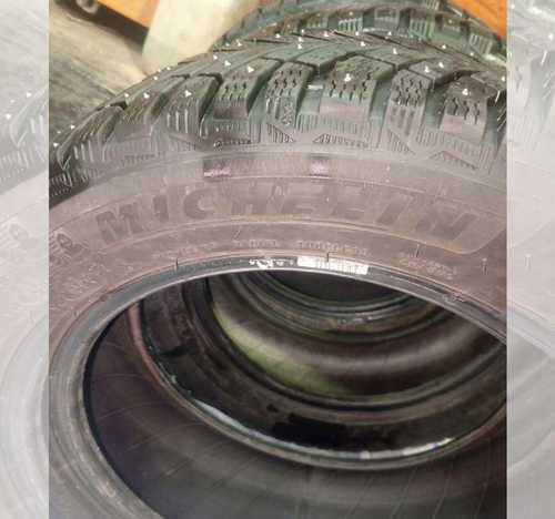 Michelin X-Ice North 4 205/55 R16 94