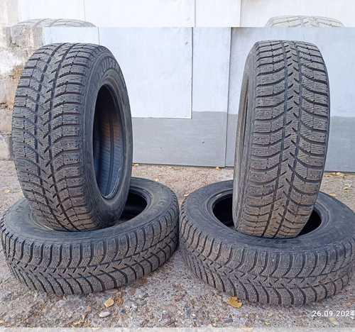 Bridgestone Ice Cruiser 5000 185/65 R15 88T