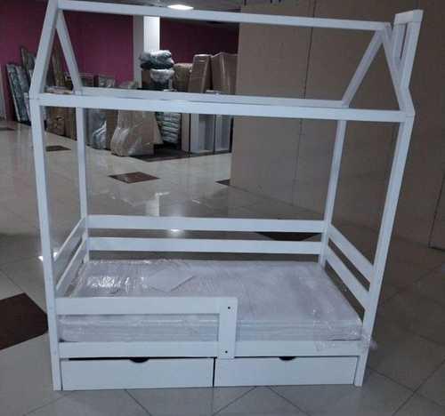 Детская кровать от 3 лет домик с ящиками