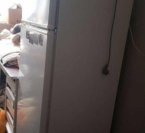 Холодильник бу Атлант Минск кшд-150