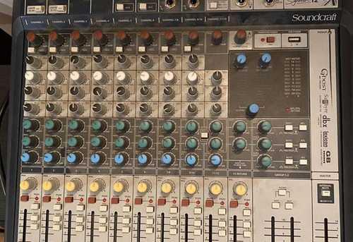 Микшерный пульт Soundcraft Signature 12