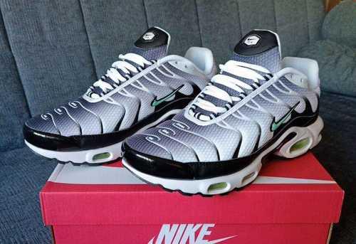 Кроссовки Nike Air Max tn plus черно-белые 41-44