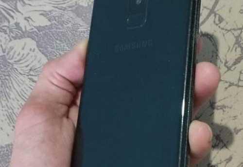 Samsung Galaxy A8+, 4/64 ГБ