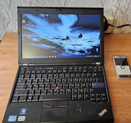 Ноутбук lenovo thinkpad x220 - i5(2) /4/300