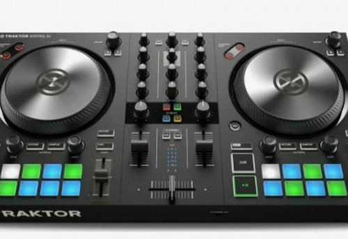 DJ Контроллер Instruments Traktor Kontrol S2 MK3