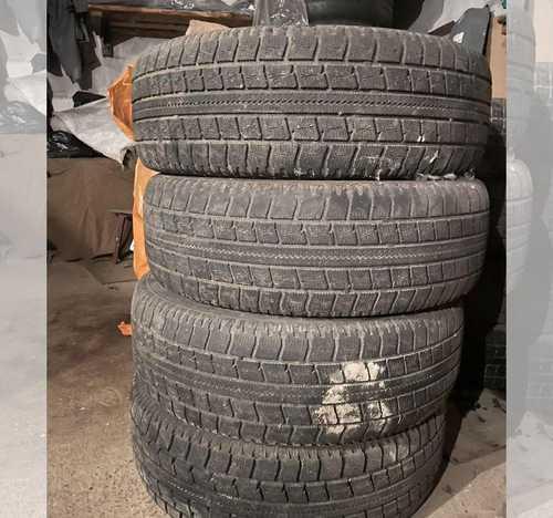 Toyo Observe Garit G30 205/70 R15