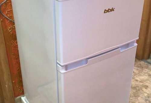 Новый Холодильник BBK RF-098