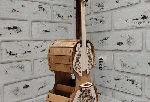 Чайный домик в виде скрипки из дерева