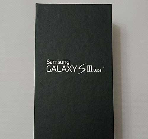 Коробка от Samsung Galaxy S 3 Duos