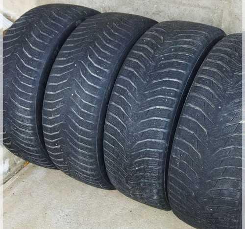 Marshal WinterCraft Ice WI31 215/55 R17 98T