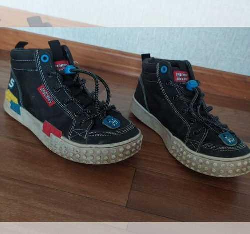 Кеды skechers для мальчика 35,5