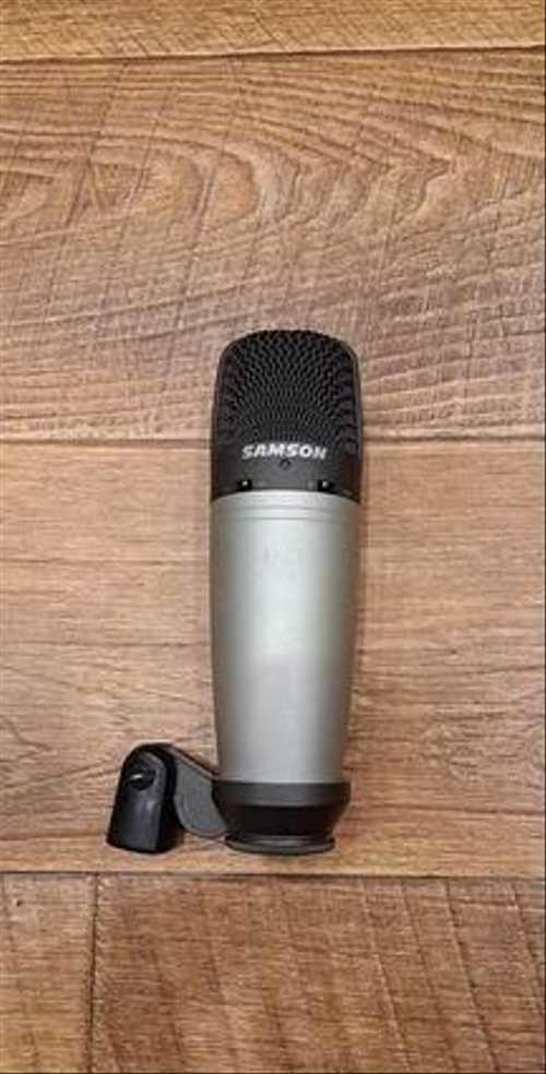 Конденсаторный микрофон samson C03